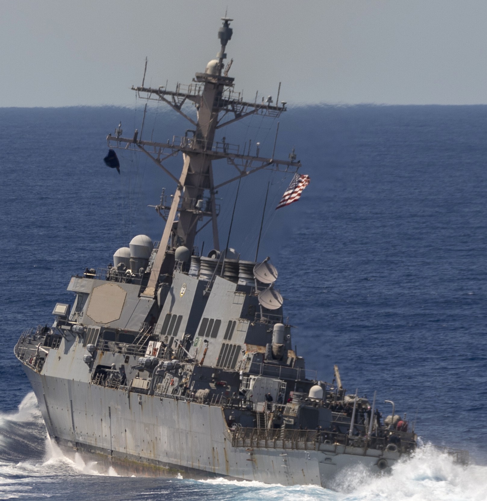 USS Mahan DDG-72 Arleigh Burke class Destroyer US Navy