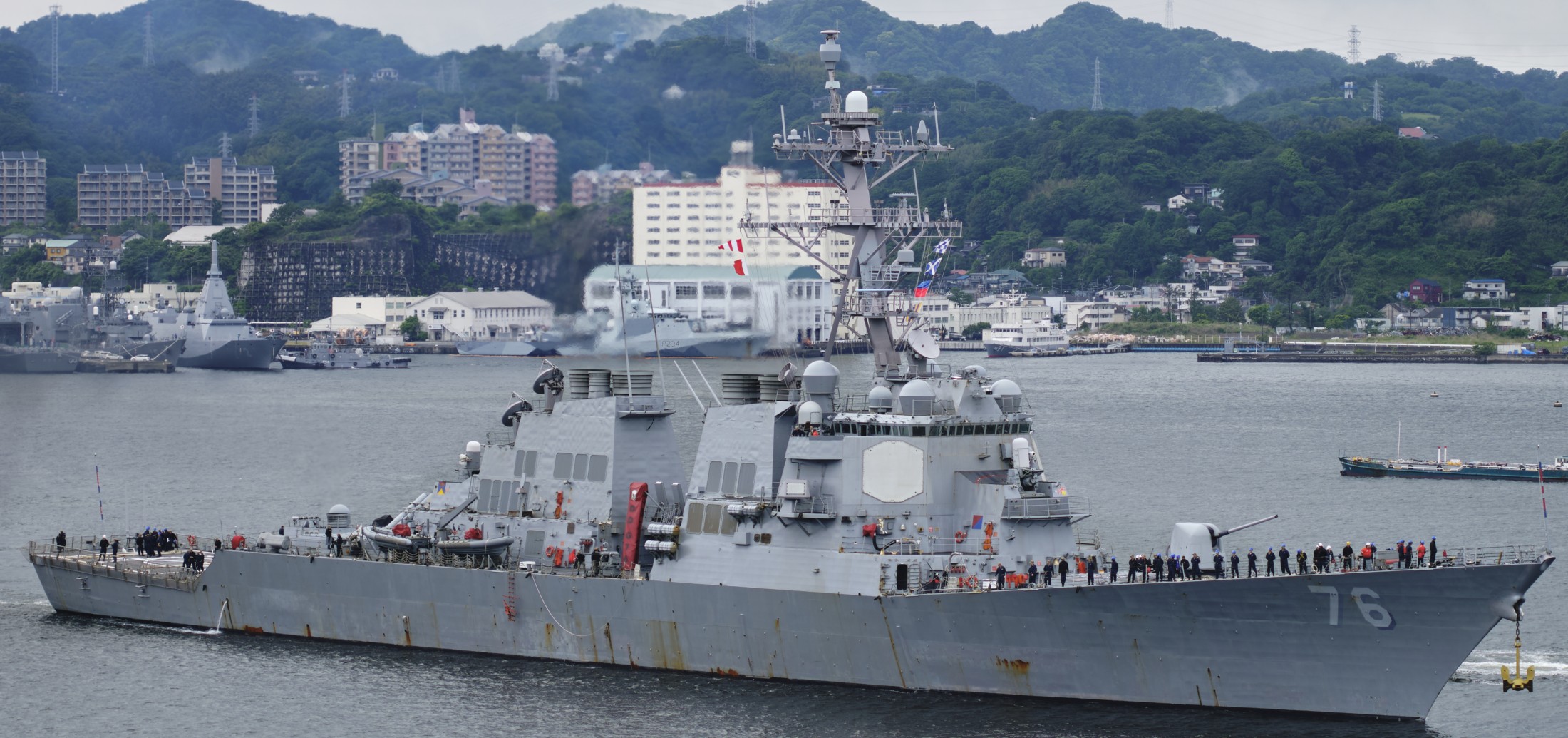 USS Higgins DDG-76 Arleigh Burke class Destroyer US Navy