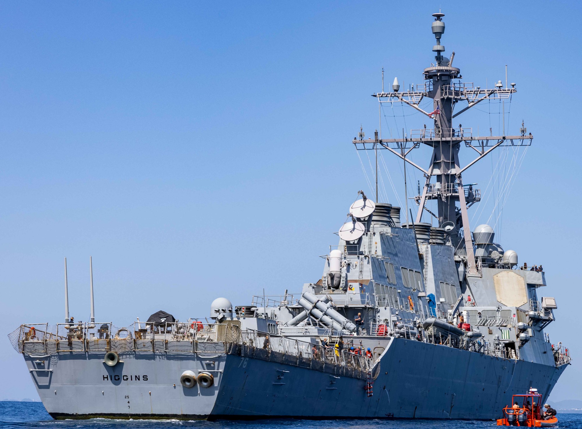 USS Higgins DDG-76 Arleigh Burke class Destroyer US Navy